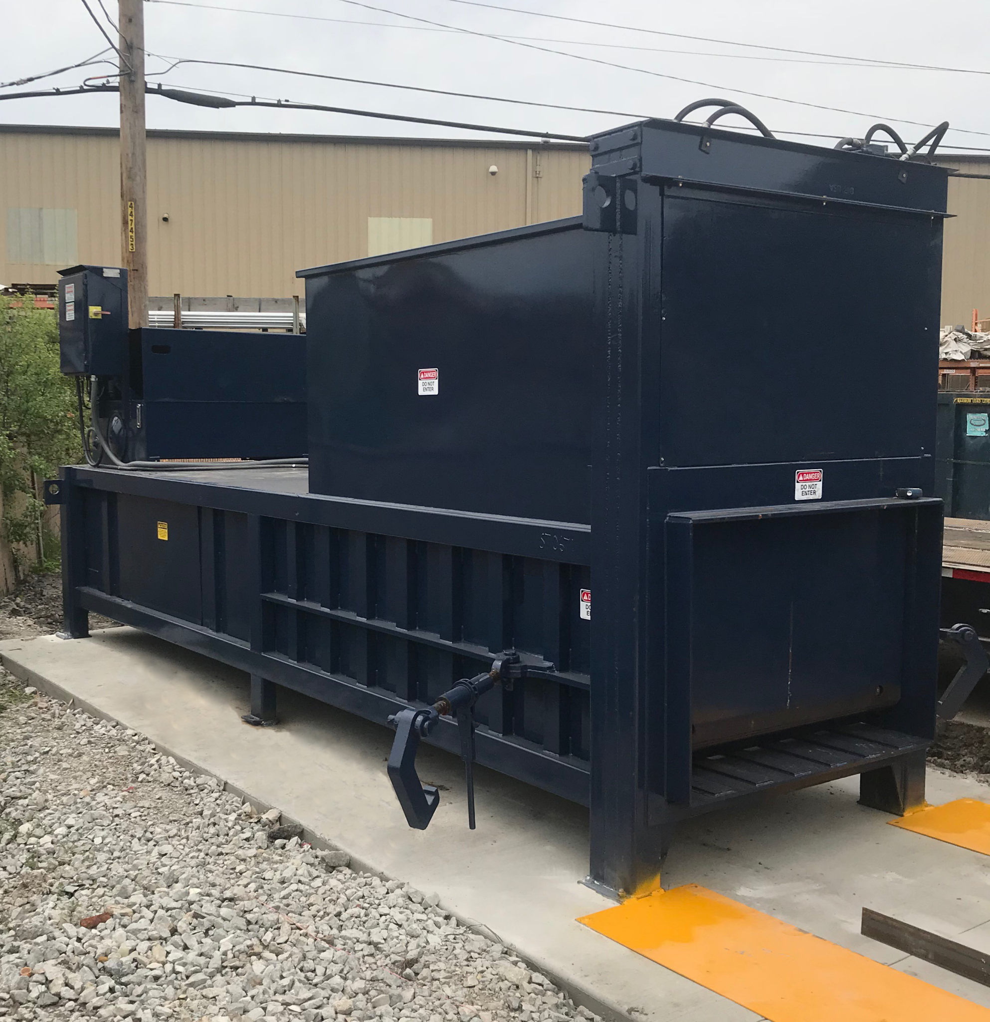 A Guide To Commercial Trash Compactors