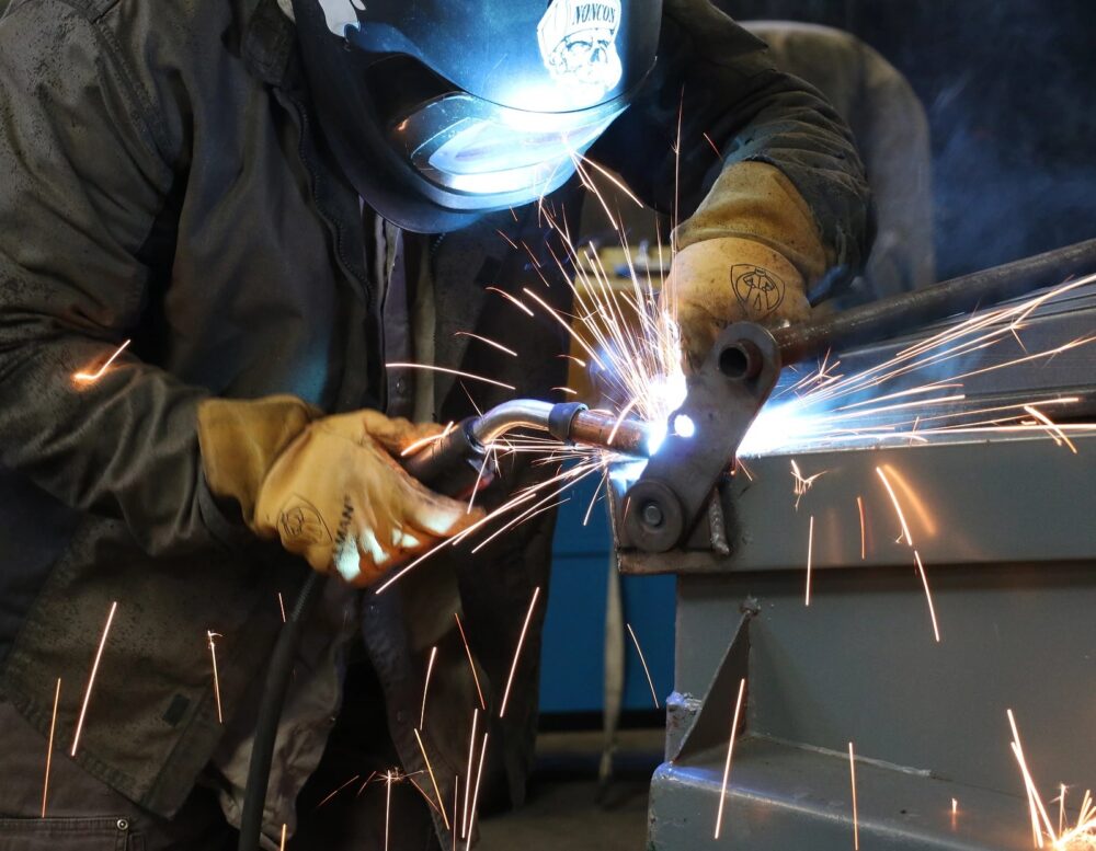 Metal Container & Dumpster Repair | FleetGenius